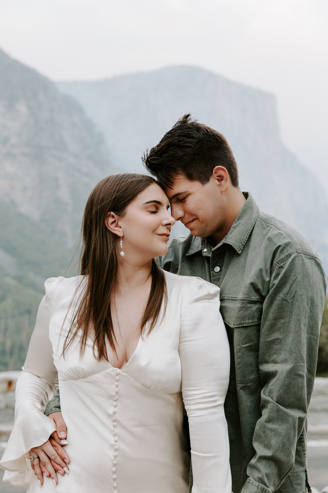 Glacial Valley Destination Engagement Photos in Yosemite National Park ...