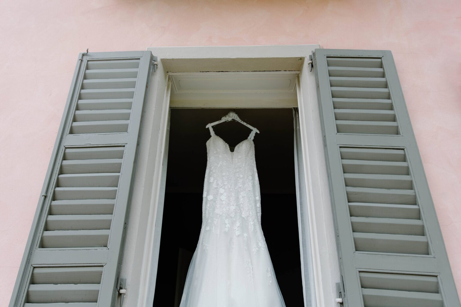 Destination Italy Intimate Wedding at Relais Villa Vittoria Lake Como ...