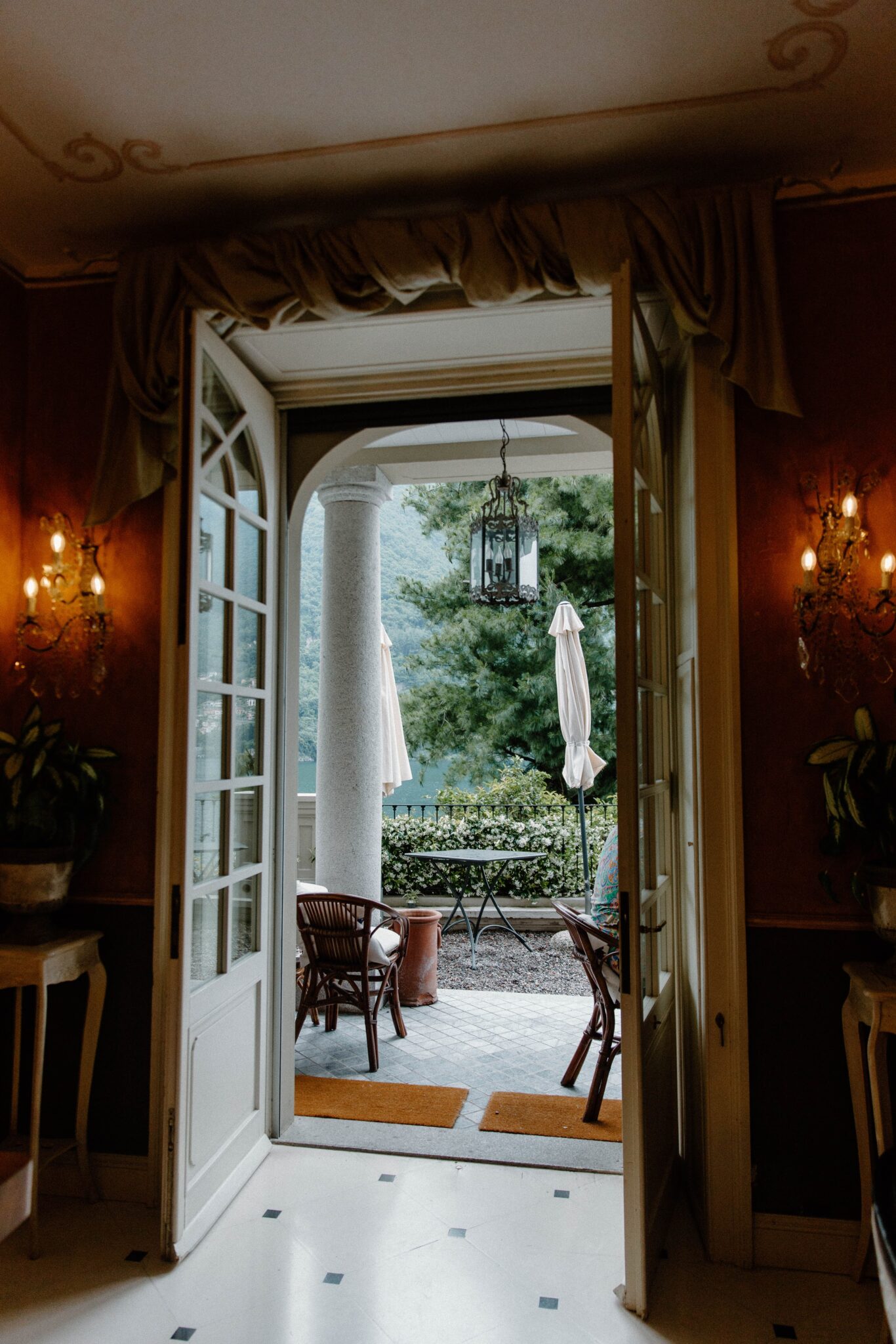 Destination Italy Intimate Wedding at Relais Villa Vittoria Lake Como ...