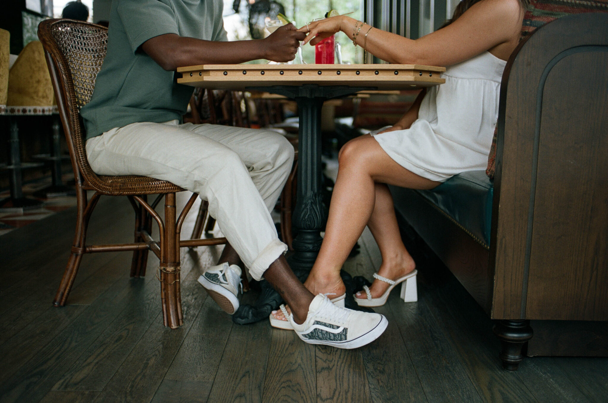 Vibrant Engagement Photos at a Hotel Bar in Atlanta, Georgia // Keegan ...