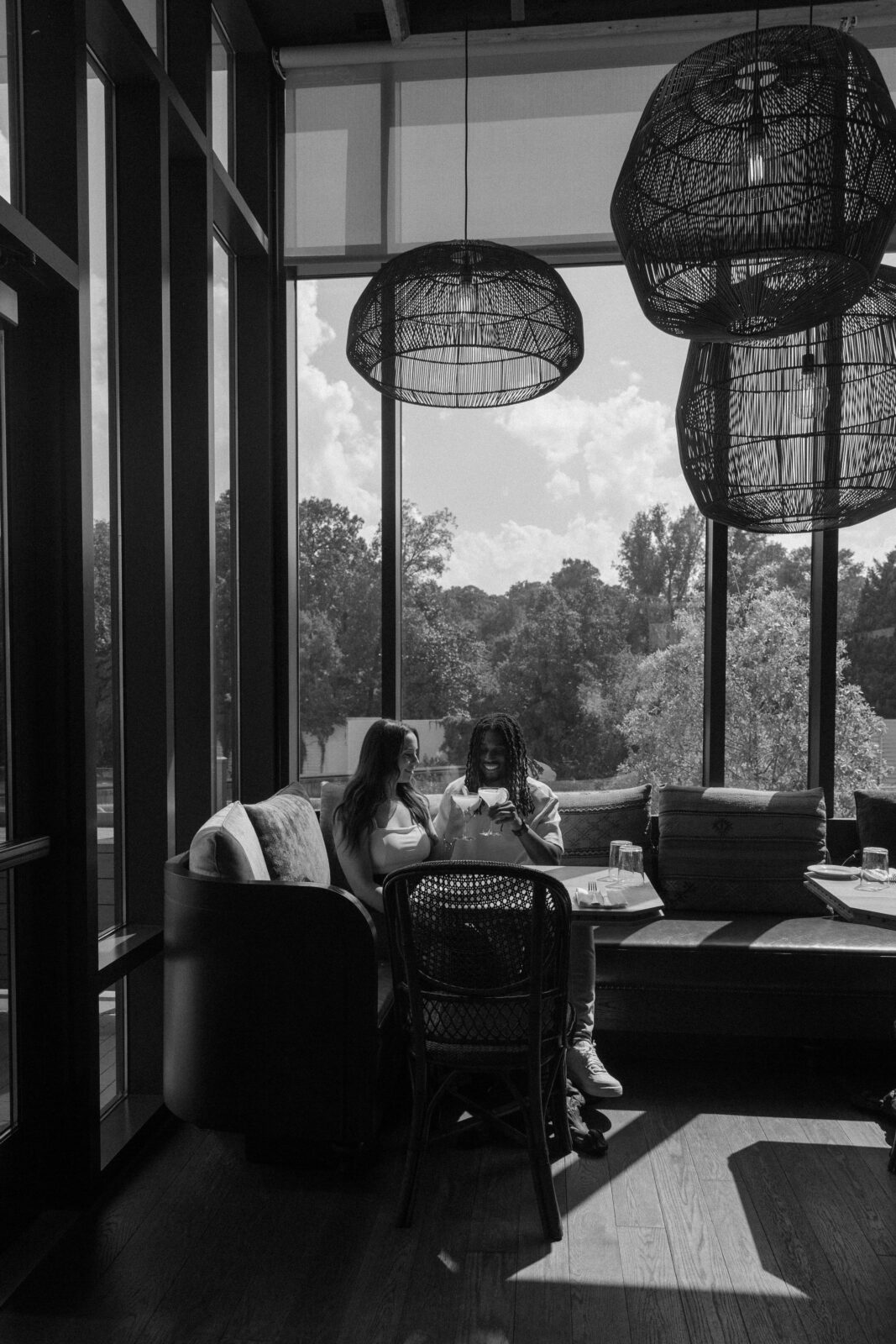 Vibrant Engagement Photos at a Hotel Bar in Atlanta, Georgia // Keegan ...