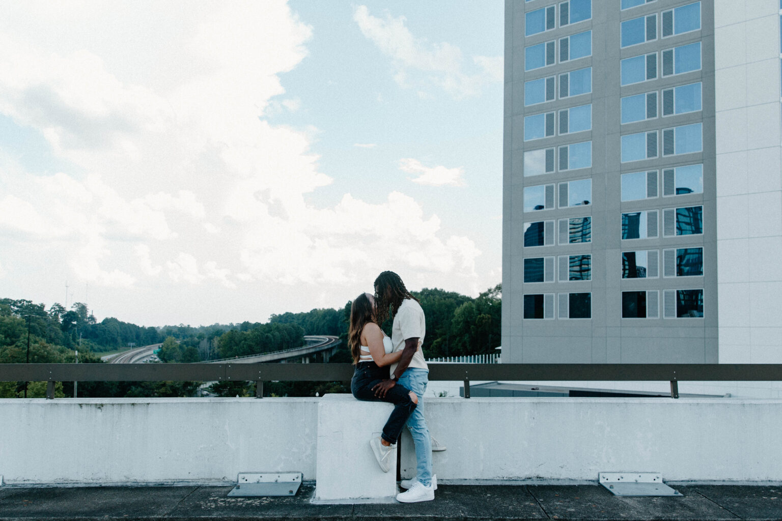 Vibrant Engagement Photos at a Hotel Bar in Atlanta, Georgia // Keegan ...