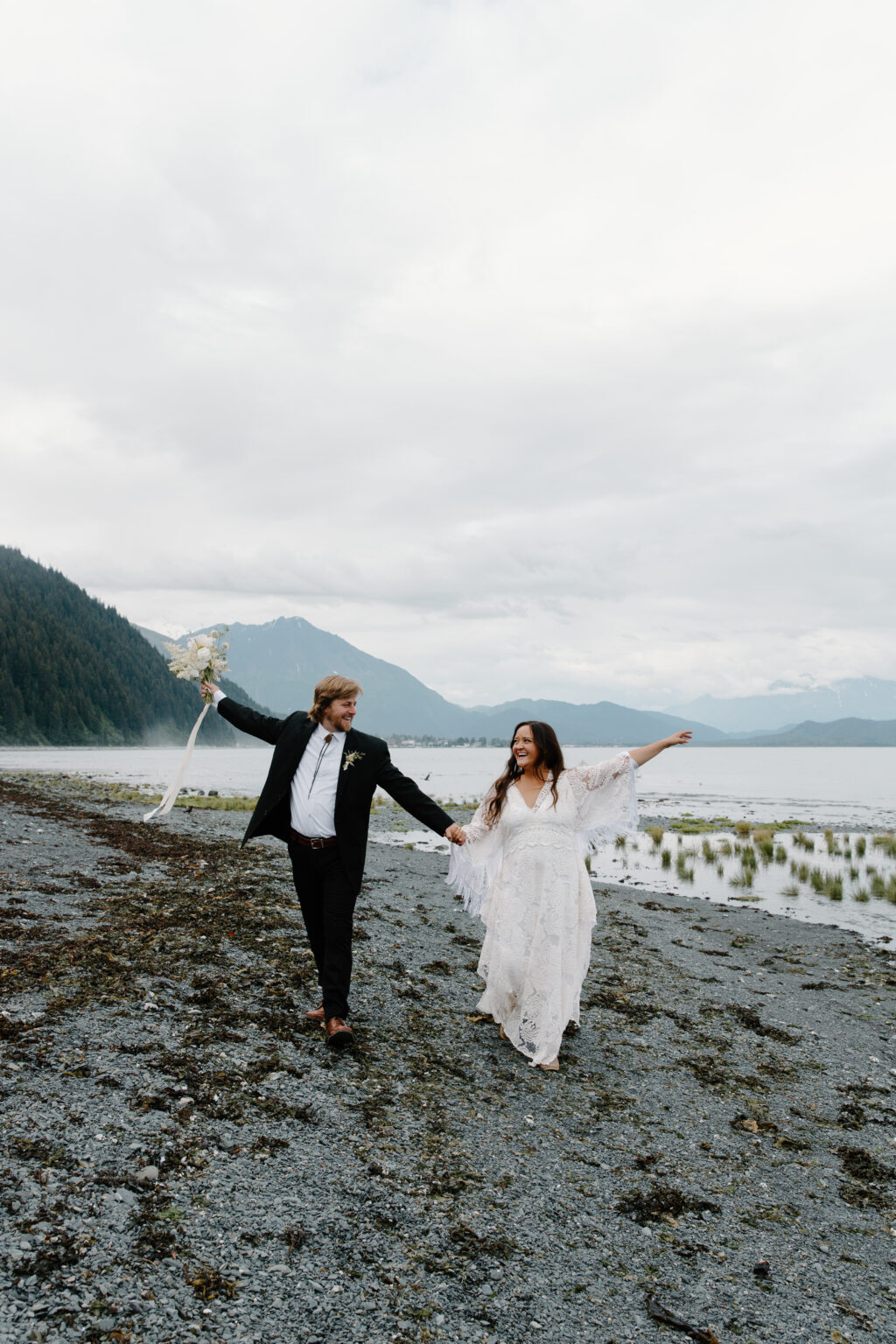 Your Easy Guide To Eloping In Alaska: How, Where, When, And More ...
