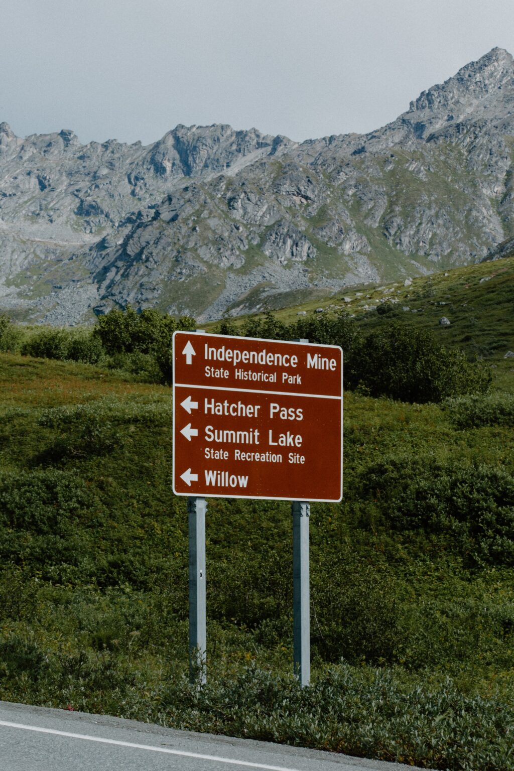 Two-Day Alaska Adventure Elopement Inspiration with Helicopter Ride in ...