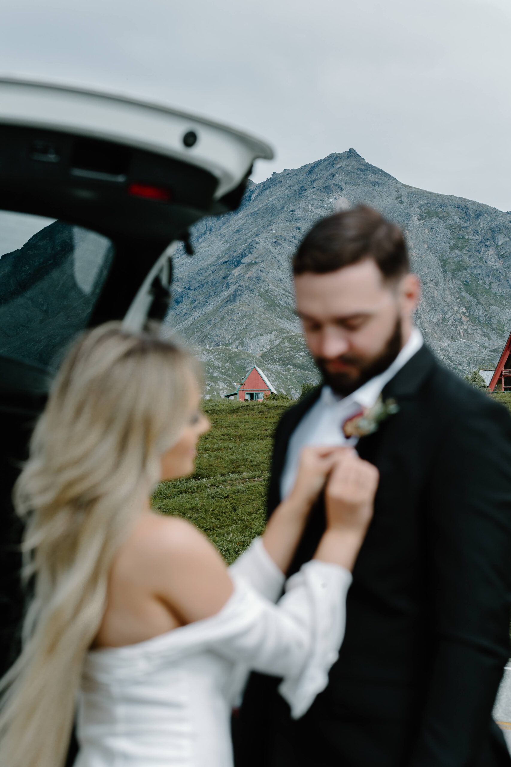 Two-Day Alaska Adventure Elopement Inspiration with Helicopter Ride in ...