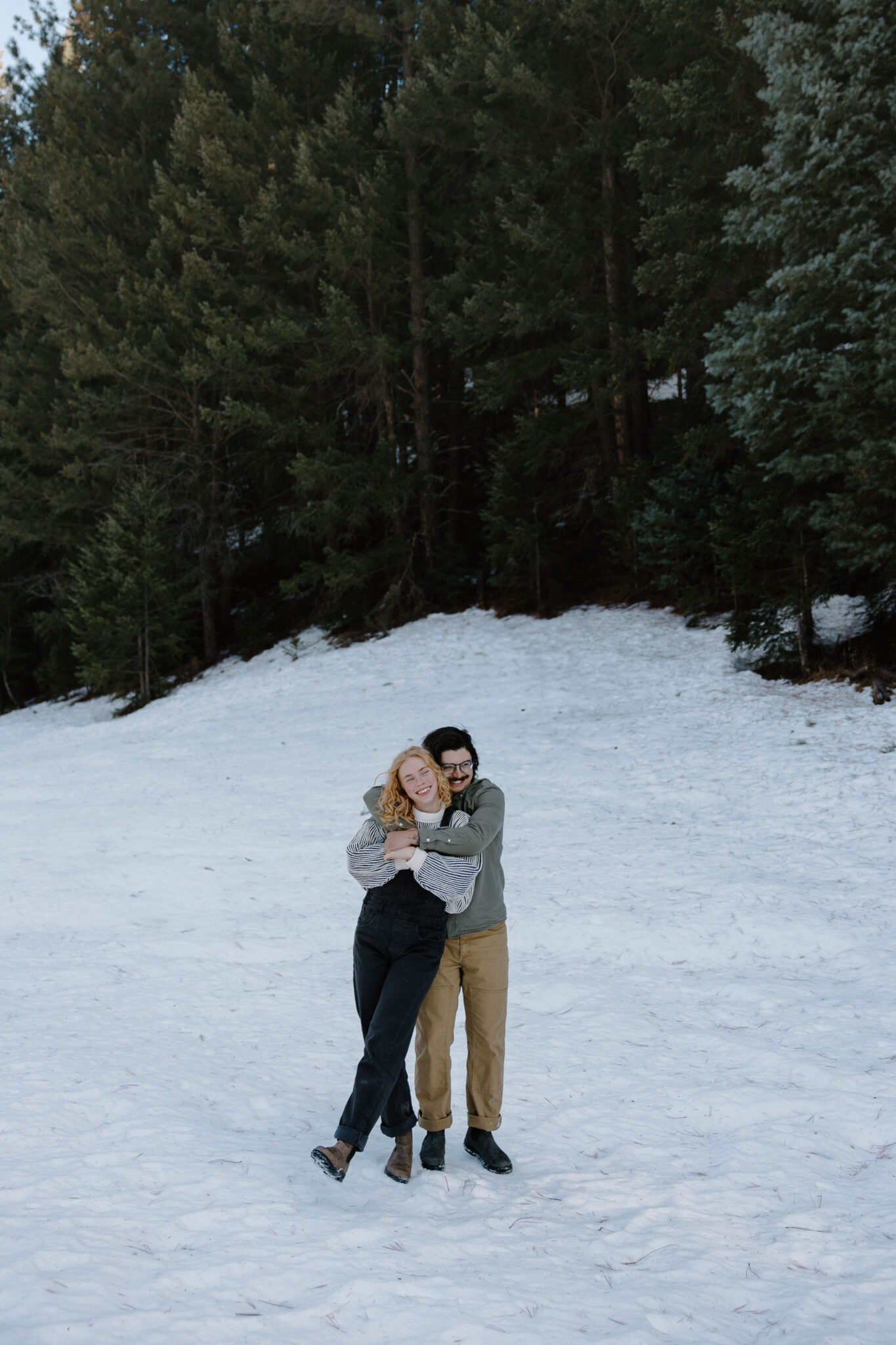 Winter Wonderland Couple Session in Santa Fe National Forest // Jonny ...