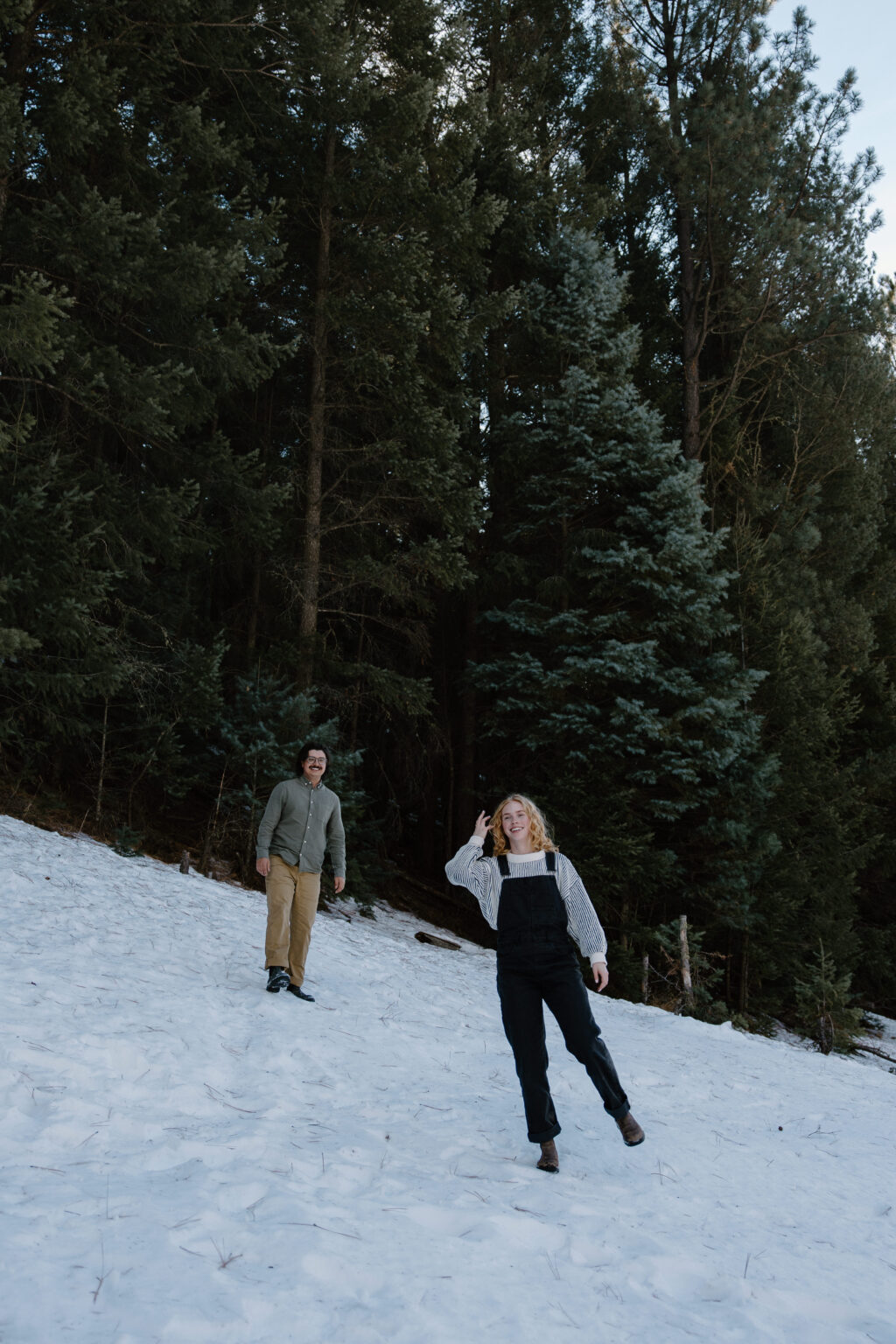 Winter Wonderland Couple Session in Santa Fe National Forest // Jonny ...